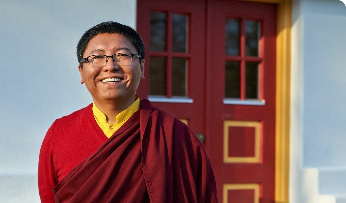 Rinpoche’s latest book now available - Pundarika